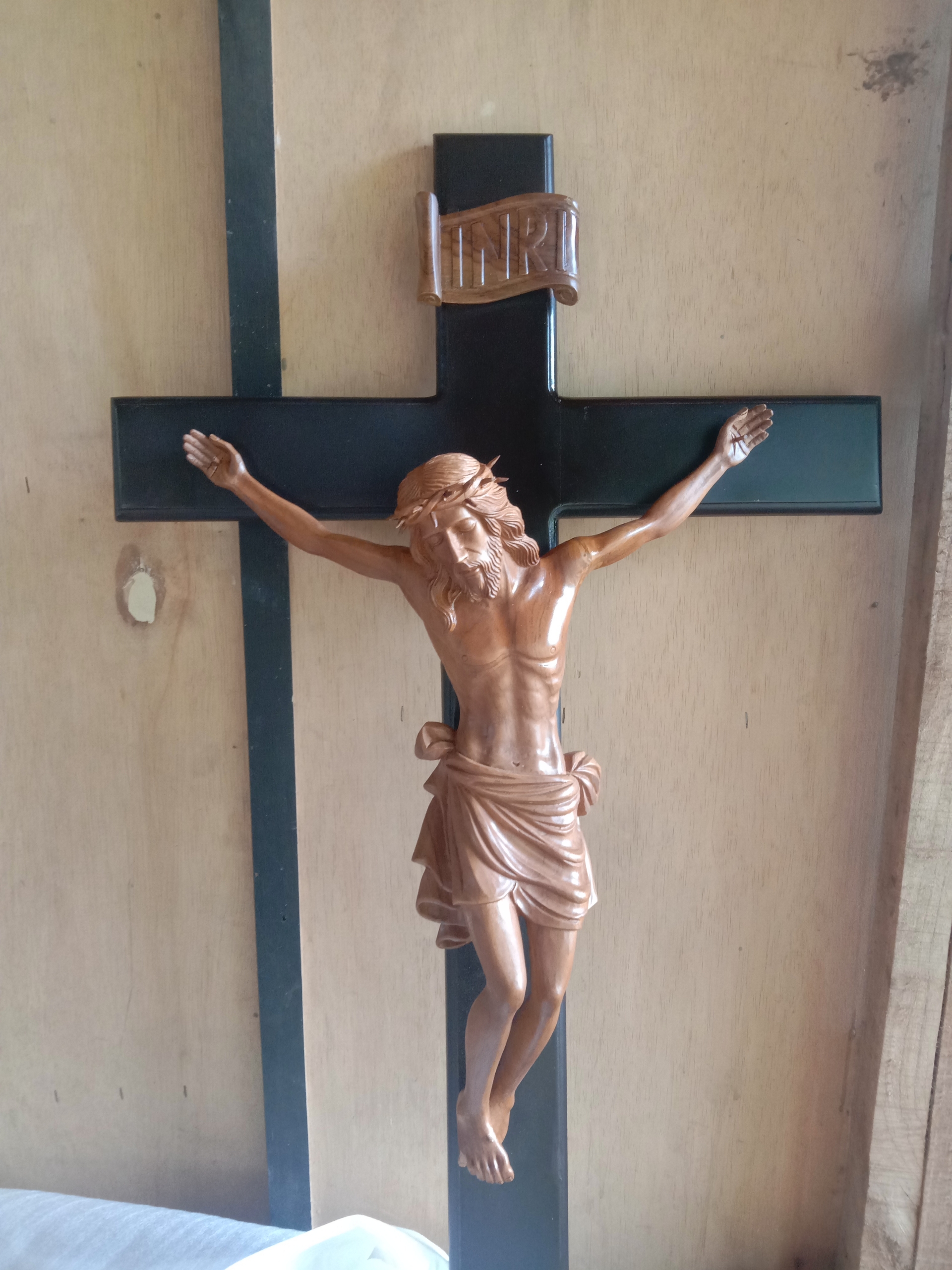 salib di rumah | FURNITURE GEREJA